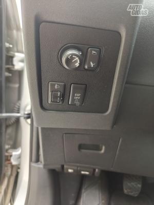 Nissan Qashqai 2008 in Siauliai, with an engine capacity of 2.00 L and mileage of 269 thousand km for 3000 €, photo 18 on AUTOMOTO.COM.LV