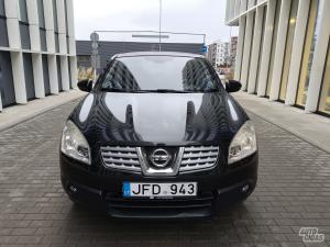 Nissan Qashqai 2009 in Vilnius, with an engine capacity of 2.00 L and mileage of 232 thousand km for 2650 €, photo 2 on AUTOMOTO.COM.LV