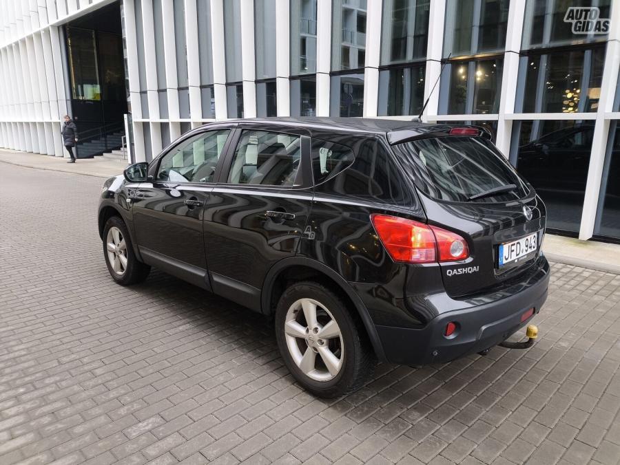 Nissan Qashqai 2009 in Vilnius, with an engine capacity of 2.00 L and mileage of 232 thousand km for 2650 €, photo 7 on AUTOMOTO.COM.LV