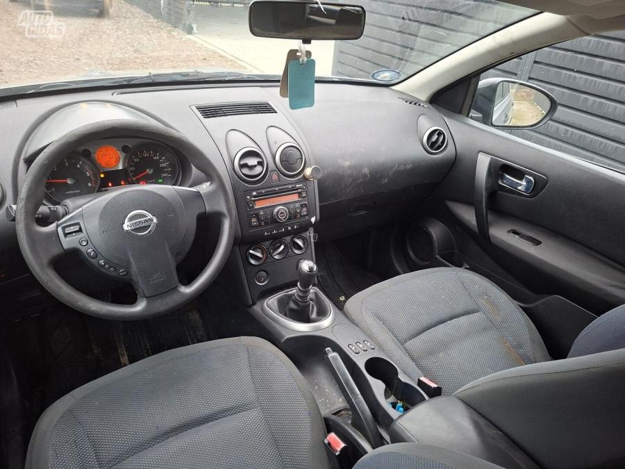 Nissan Qashqai 2009 Šilutė, ar dzinēja tilpumu 1.50 L un nobraukumu 300 tūkst. km par 1000 €, foto 5 vietnē AUTOMOTO.COM.LV