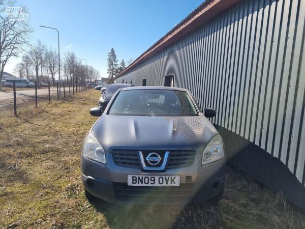 Nissan Qashqai 2009 in Taurage, with an engine capacity of 1.60 L and mileage of 185 thousand km for 1250 €, photo 2 on AUTOMOTO.COM.LV