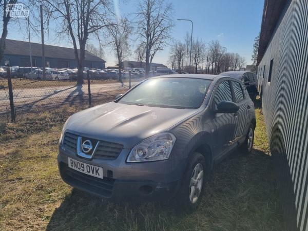 Nissan Qashqai 2009 in Taurage, with an engine capacity of 1.60 L and mileage of 185 thousand km for 1250 €, photo 3 on AUTOMOTO.COM.LV