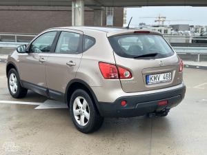 Nissan Qashqai 2009 Viļņa, ar dzinēja tilpumu 1.50 L un nobraukumu 320 tūkst. km par 3500 €, foto 8 vietnē AUTOMOTO.COM.LV