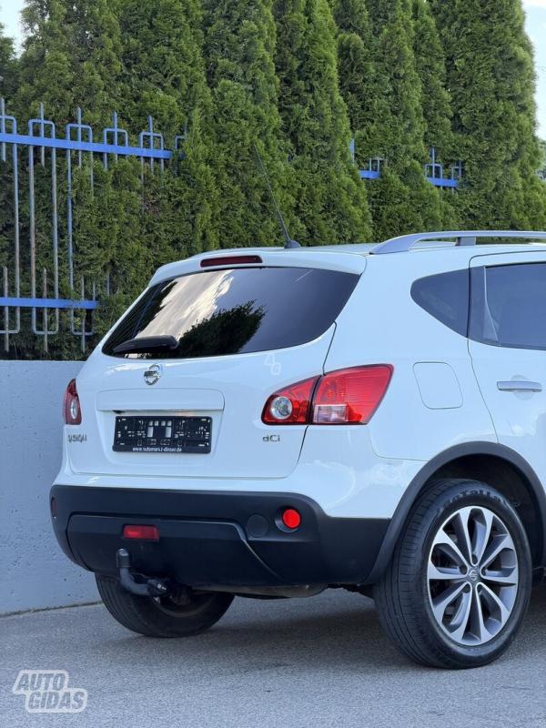 Nissan Qashqai 2009 in Vilnius, with an engine capacity of 2.00 L and mileage of 204 thousand km for 6500 €, photo 4 on AUTOMOTO.COM.LV