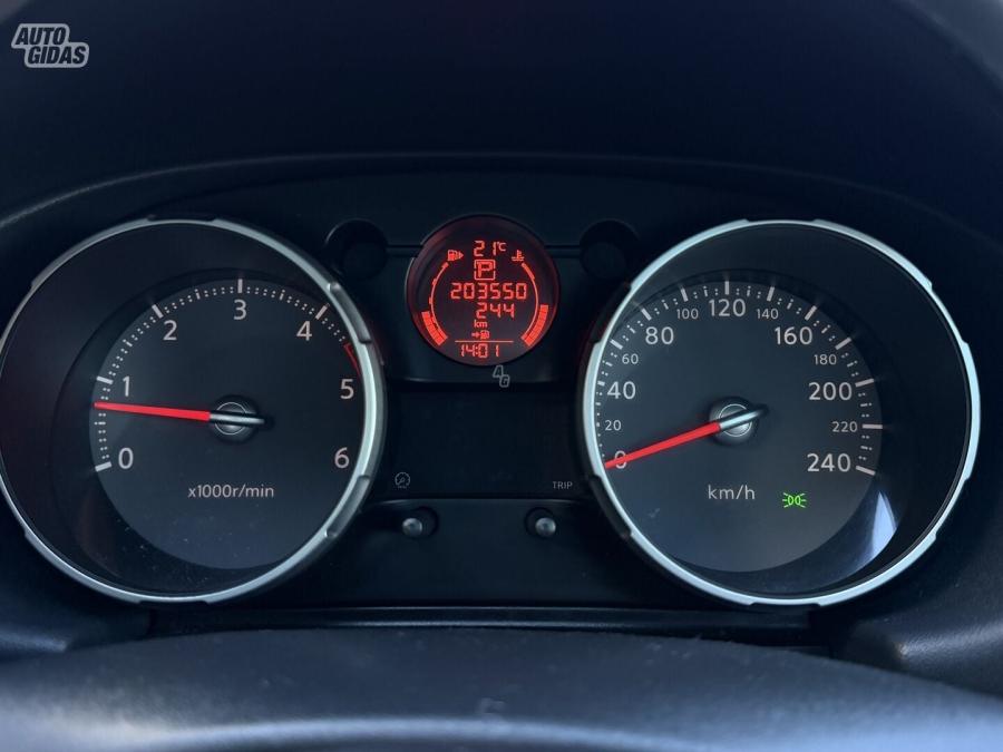 Nissan Qashqai 2009 Viļņa, ar dzinēja tilpumu 2.00 L un nobraukumu 204 tūkst. km par 6500 €, foto 24 vietnē AUTOMOTO.COM.LV