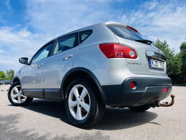 Nissan Qashqai 2009 Viļņa, ar dzinēja tilpumu 1.99 L un nobraukumu 369 tūkst. km par 2800 €, foto 7 vietnē AUTOMOTO.COM.LV