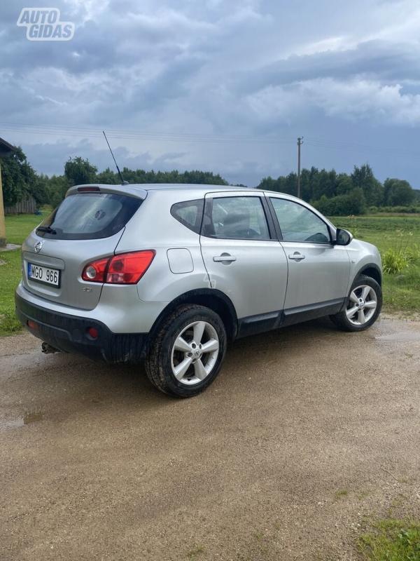 Nissan Qashqai 2009 Viļņa, ar dzinēja tilpumu 2.00 L un nobraukumu 256 tūkst. km par 2800 €, foto 2 vietnē AUTOMOTO.COM.LV