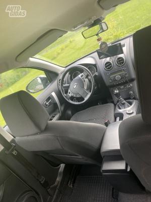 Nissan Qashqai 2009 Viļņa, ar dzinēja tilpumu 2.00 L un nobraukumu 256 tūkst. km par 2800 €, foto 5 vietnē AUTOMOTO.COM.LV