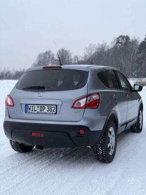 Nissan Qashqai 2010 Utena, ar dzinēja tilpumu 2.00 L un nobraukumu 259 tūkst. km par 5950 €, foto 9 vietnē AUTOMOTO.COM.LV
