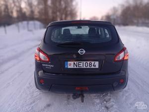 Nissan Qashqai 2010 in Siauliai, with an engine capacity of 1.60 L and mileage of 274 thousand km for 4550 €, photo 6 on AUTOMOTO.COM.LV