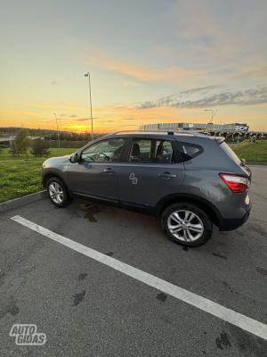 Nissan Qashqai 2010 in Vilnius, with an engine capacity of 1.50 L and mileage of 350 thousand km for 4700 €, photo  on AUTOMOTO.COM.LV