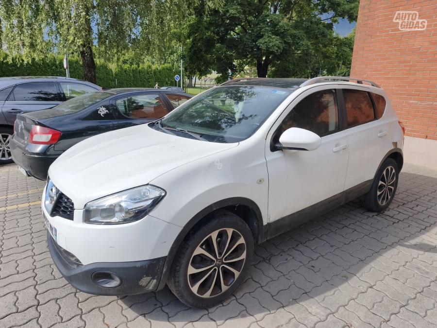 Nissan Qashqai 2010 Klaipėda, ar dzinēja tilpumu 1.50 L un nobraukumu 290 tūkst. km par 1900 €, foto 1 vietnē AUTOMOTO.COM.LV