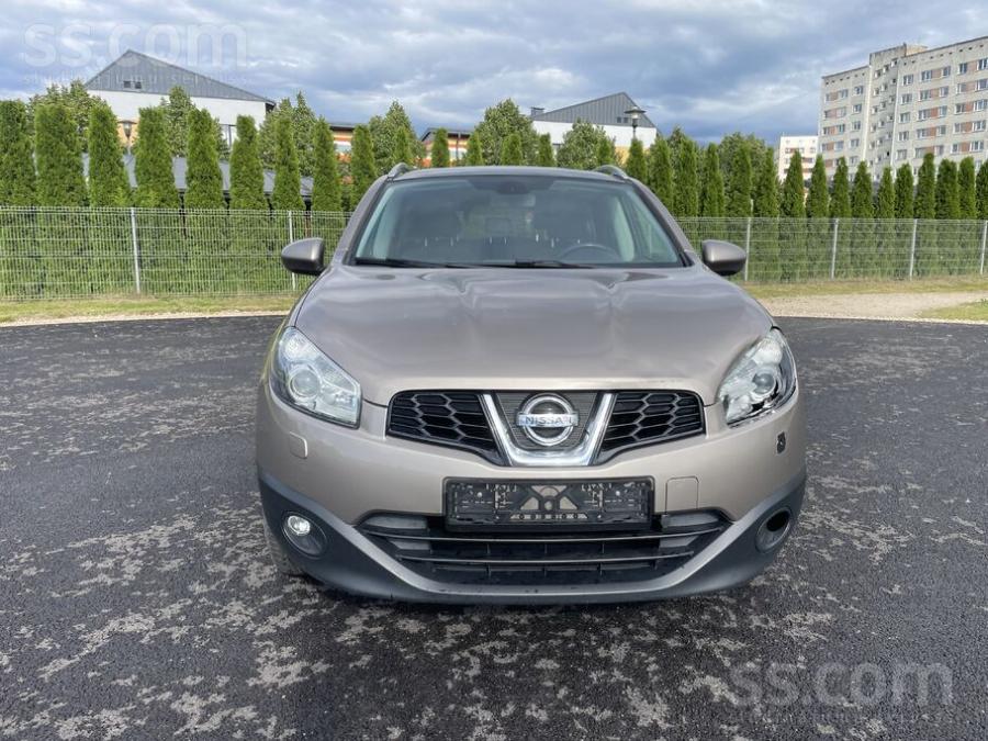 Nissan Qashqai 2010 in Jelgava, with an engine capacity of 1.60 L and mileage of 0 thousand km for 3330 €, photo 3 on AUTOMOTO.COM.LV