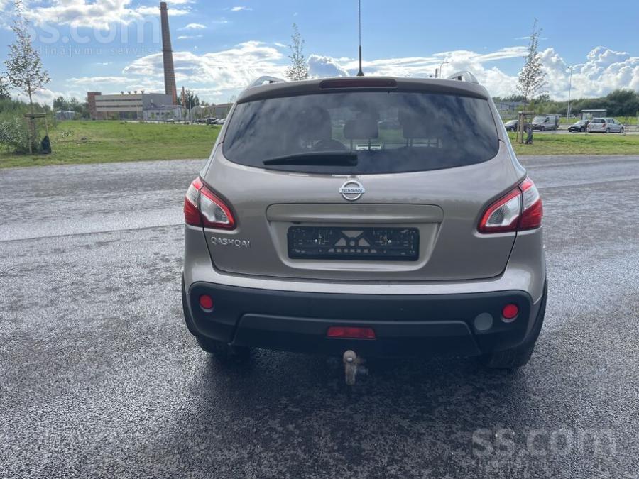 Nissan Qashqai 2010 in Jelgava, with an engine capacity of 1.60 L and mileage of 0 thousand km for 3330 €, photo 7 on AUTOMOTO.COM.LV