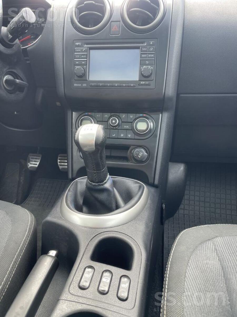 Nissan Qashqai 2010 in Jelgava, with an engine capacity of 1.60 L and mileage of 0 thousand km for 3330 €, photo 16 on AUTOMOTO.COM.LV