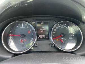 Nissan Qashqai 2010 in Jelgava, with an engine capacity of 1.60 L and mileage of 0 thousand km for 3330 €, photo 18 on AUTOMOTO.COM.LV