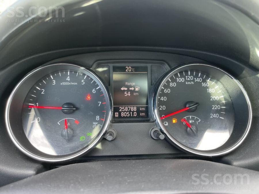 Nissan Qashqai 2010 in Jelgava, with an engine capacity of 1.60 L and mileage of 0 thousand km for 3330 €, photo 18 on AUTOMOTO.COM.LV