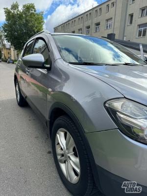 Nissan Qashqai 2010 Kauņa, ar dzinēja tilpumu 1.60 L un nobraukumu 168 tūkst. km par 4300 €, foto 4 vietnē AUTOMOTO.COM.LV