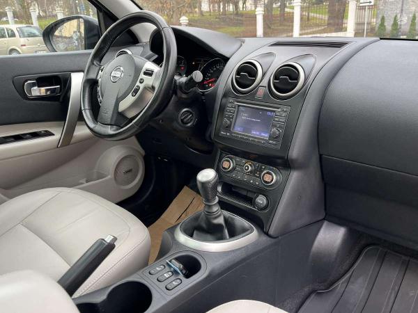 Nissan Qashqai 2011 Šauļi, ar dzinēja tilpumu 2.00 L un nobraukumu 255 tūkst. km par 5695 €, foto 4 vietnē AUTOMOTO.COM.LV