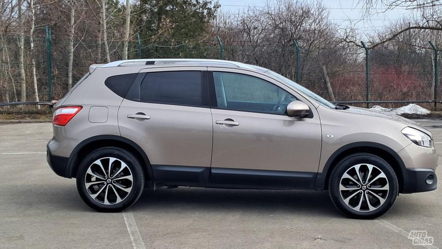 Nissan Qashqai 2011 Klaipėda, ar dzinēja tilpumu 1.60 L un nobraukumu 206 tūkst. km par 6930 €, foto 5 vietnē AUTOMOTO.COM.LV