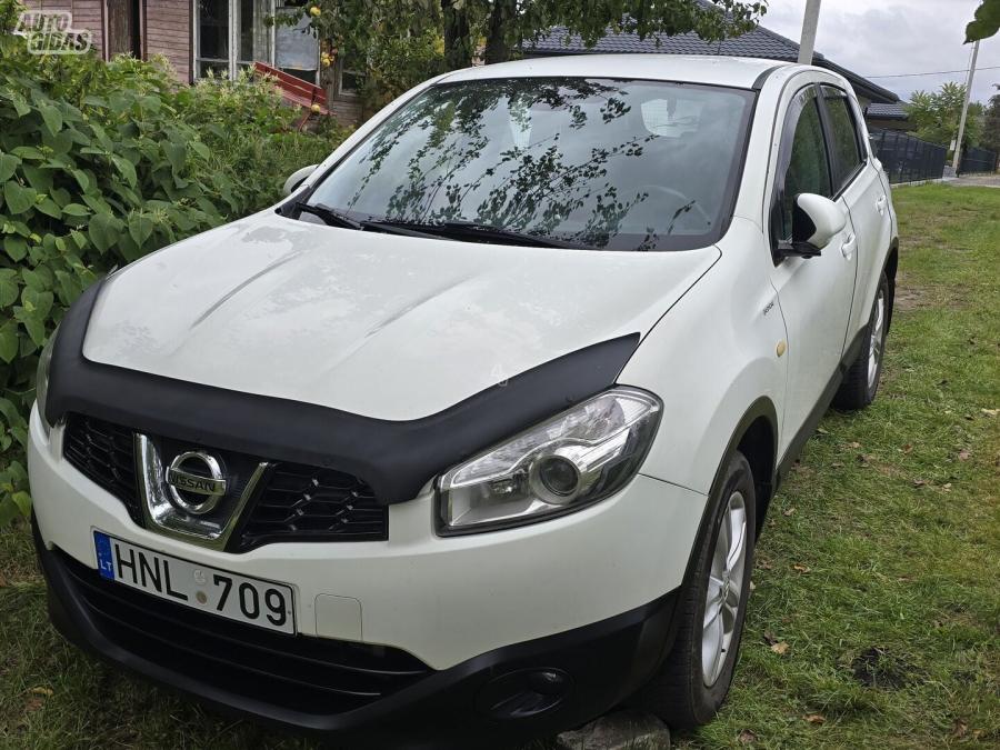 Nissan Qashqai 2011 in Kaunas, with an engine capacity of 1.50 L and mileage of 126 thousand km for 4200 €, photo 1 on AUTOMOTO.COM.LV