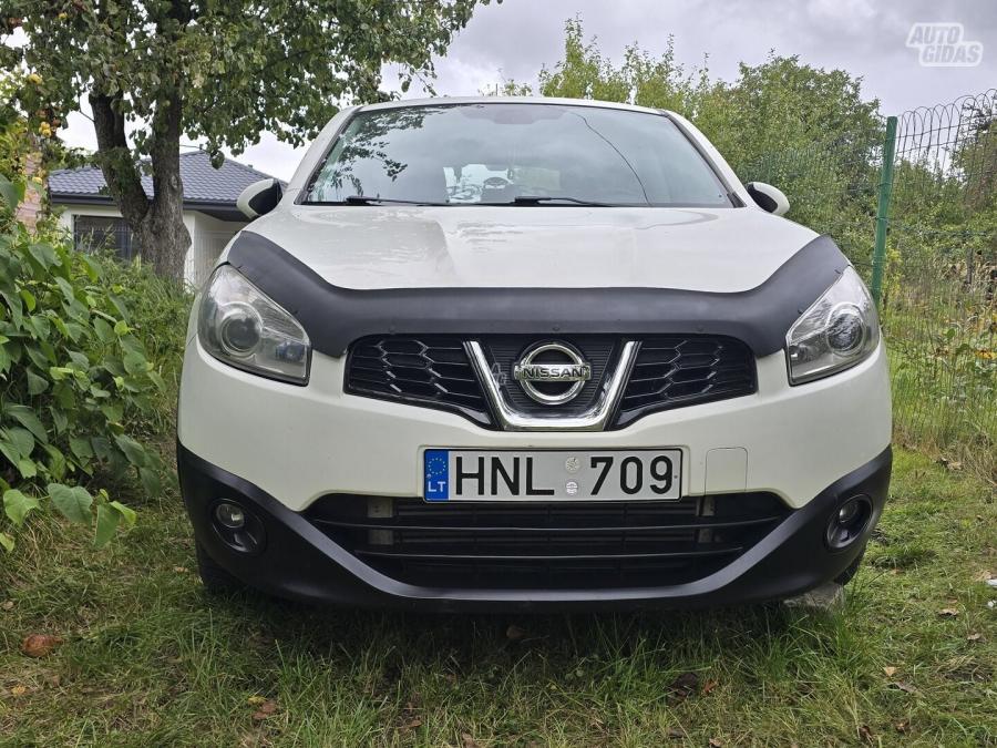 Nissan Qashqai 2011 in Kaunas, with an engine capacity of 1.50 L and mileage of 126 thousand km for 4200 €, photo 3 on AUTOMOTO.COM.LV