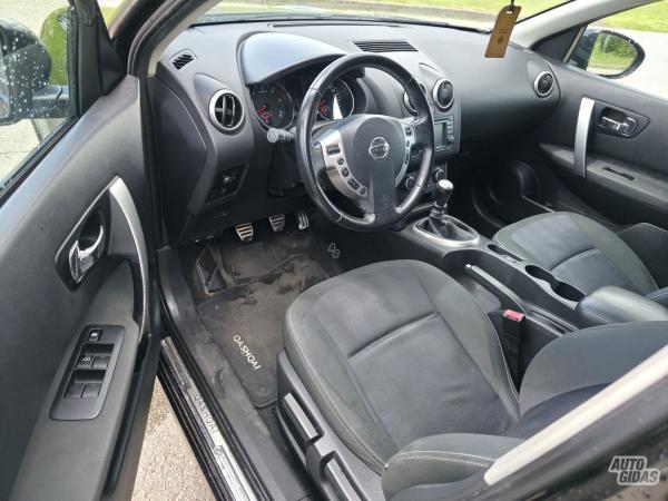 Nissan Qashqai 2011 Radviliškis, ar dzinēja tilpumu 1.50 L un nobraukumu 3 tūkst. km par 4000 €, foto 10 vietnē AUTOMOTO.COM.LV