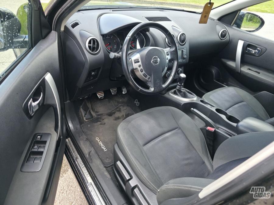 Nissan Qashqai 2011 in Radviliskis, with an engine capacity of 1.50 L and mileage of 3 thousand km for 4000 €, photo 11 on AUTOMOTO.COM.LV