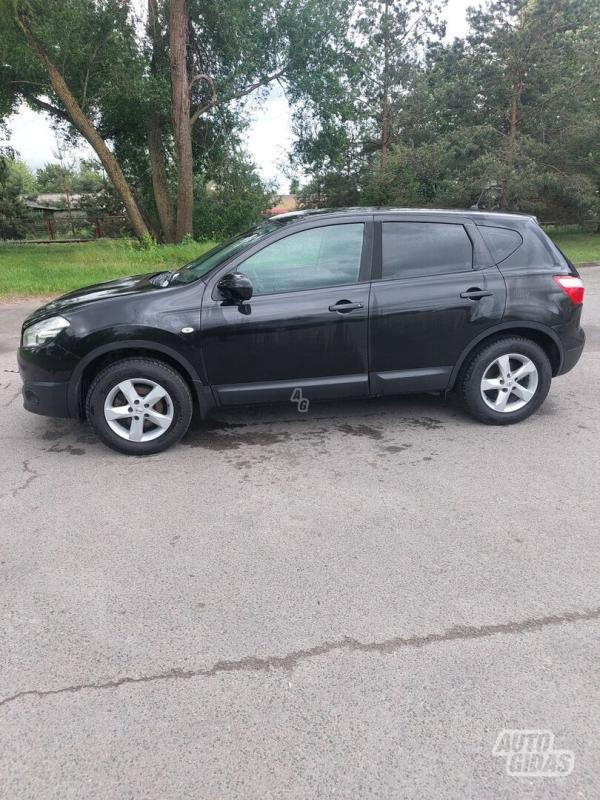 Nissan Qashqai 2011 in Marijampole, with an engine capacity of 1.60 L and mileage of 293 thousand km for 4650 €, photo 3 on AUTOMOTO.COM.LV