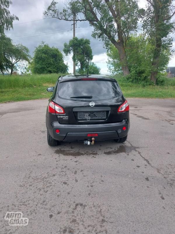 Nissan Qashqai 2011 in Marijampole, with an engine capacity of 1.60 L and mileage of 293 thousand km for 4650 €, photo 5 on AUTOMOTO.COM.LV