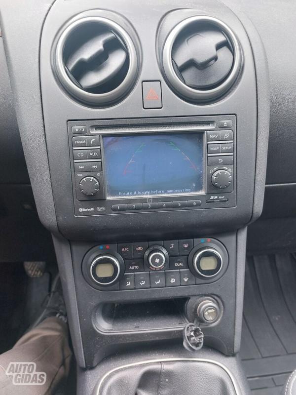 Nissan Qashqai 2011 in Marijampole, with an engine capacity of 1.60 L and mileage of 293 thousand km for 4650 €, photo 10 on AUTOMOTO.COM.LV