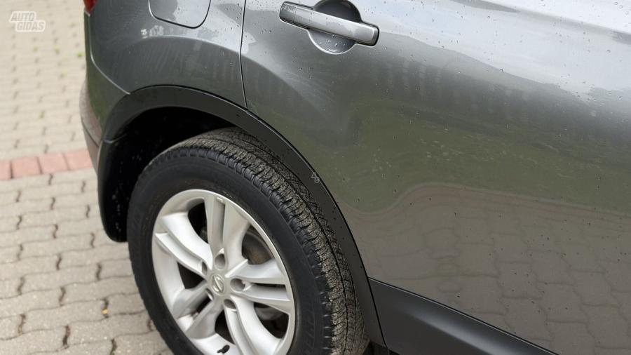 Nissan Qashqai 2011 Viļņa, ar dzinēja tilpumu 1.50 L un nobraukumu 199 tūkst. km par 4250 €, foto 14 vietnē AUTOMOTO.COM.LV