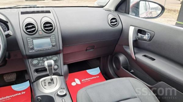 Nissan Qashqai 2011 in Riga, with an engine capacity of 2.00 L and mileage of 208 thousand km for 5700 €, photo 7 on AUTOMOTO.COM.LV