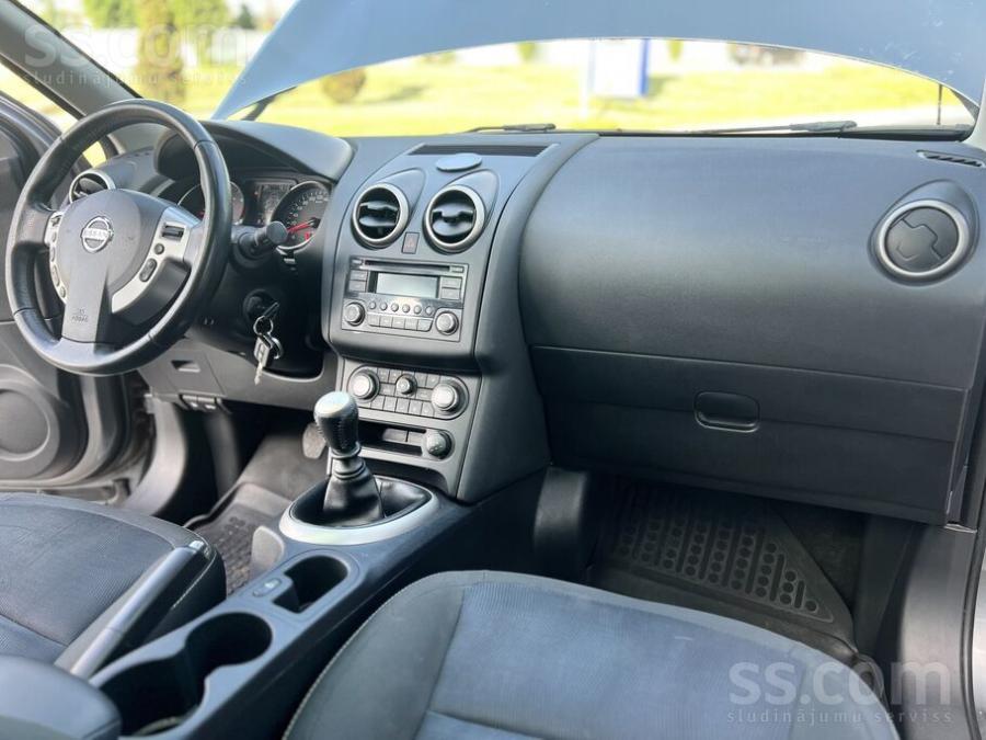 Nissan Qashqai 2012 Jēkabpils, ar dzinēja tilpumu 1.60 L un nobraukumu 218 tūkst. km par 6990 €, foto 19 vietnē AUTOMOTO.COM.LV