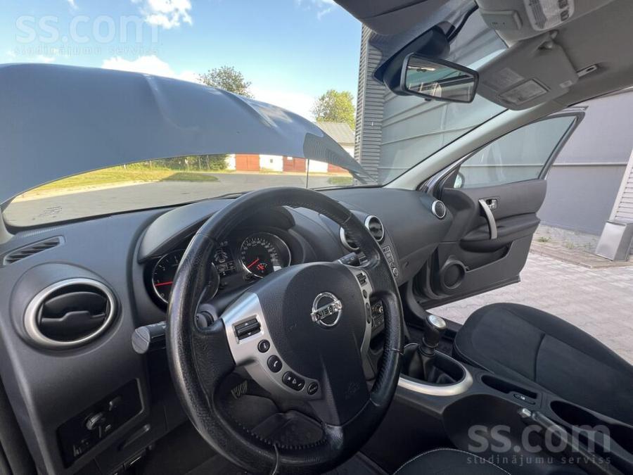 Nissan Qashqai 2012 Jēkabpils, ar dzinēja tilpumu 1.60 L un nobraukumu 218 tūkst. km par 6990 €, foto 25 vietnē AUTOMOTO.COM.LV