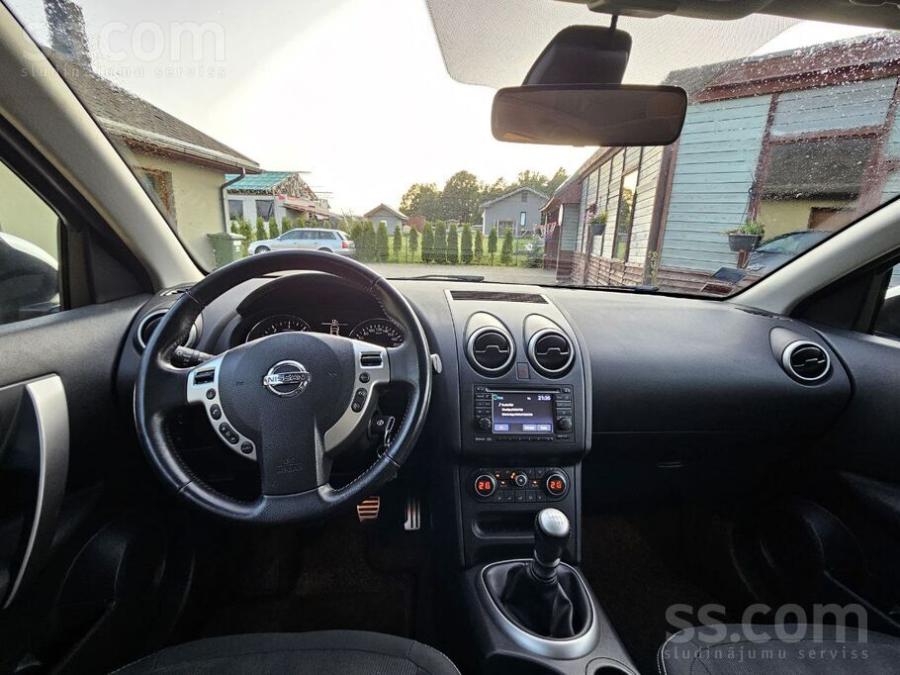 Nissan Qashqai 2012 in Talsi, with an engine capacity of 1.50 L and mileage of 227 thousand km for 5750 €, photo 10 on AUTOMOTO.COM.LV