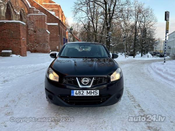 Nissan Qashqai 2012 in Tartu, with an engine capacity of 1.60 L and mileage of 290 thousand km for 3399 €, photo 7 on AUTOMOTO.COM.LV