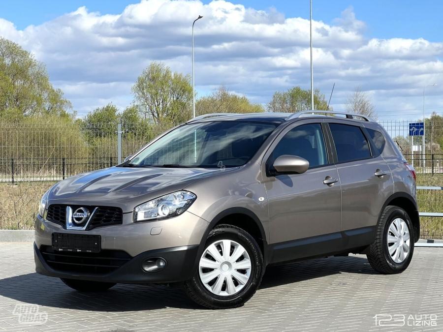 Nissan Qashqai 2012 in Taurage, with an engine capacity of 1.60 L and mileage of 285 thousand km for 5200 €, photo 1 on AUTOMOTO.COM.LV