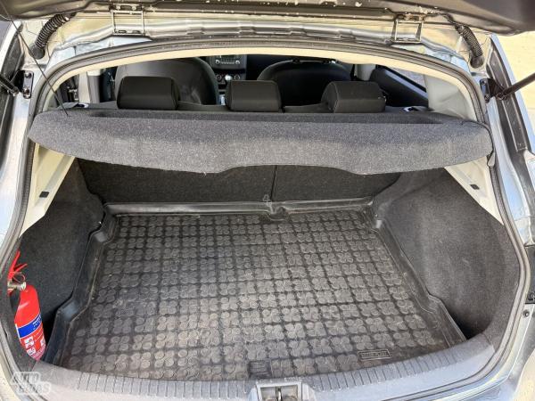 Nissan Qashqai 2012 in Klaipeda, with an engine capacity of 1.60 L and mileage of 233 thousand km for 5600 €, photo 6 on AUTOMOTO.COM.LV