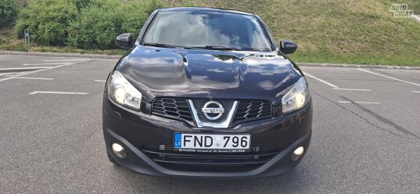 Nissan Qashqai 2012 in Vilnius, with an engine capacity of 2.00 L and mileage of 220 thousand km for 4850 €, photo 3 on AUTOMOTO.COM.LV