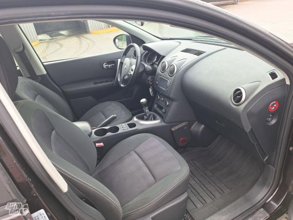 Nissan Qashqai 2012 in Vilkaviskis, with an engine capacity of 1.60 L and mileage of 192 thousand km for 5300 €, photo 9 on AUTOMOTO.COM.LV