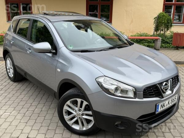 Nissan Qashqai 2012 in Riga, with an engine capacity of 2.00 L and mileage of 238 thousand km for 6250 €, photo 3 on AUTOMOTO.COM.LV