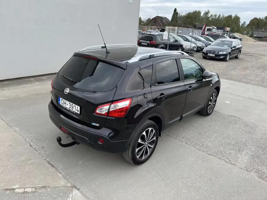 Nissan Qashqai 2012 Jēkabpils, ar dzinēja tilpumu 1.60 L un nobraukumu 216 tūkst. km par 6900 €, foto 9 vietnē AUTOMOTO.COM.LV