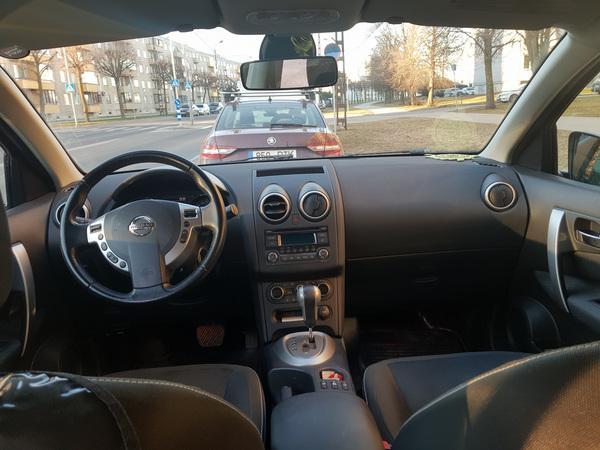 Nissan Qashqai 2012 in Tallinn, with an engine capacity of 2.00 L and mileage of 124 thousand km for 6500 €, photo 4 on AUTOMOTO.COM.LV