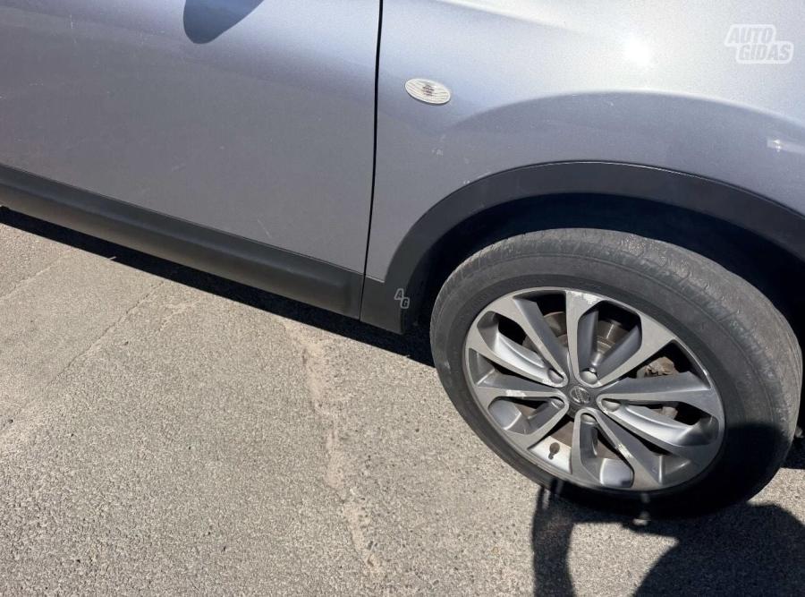 Nissan Qashqai 2012 Kauņa, ar dzinēja tilpumu 1.60 L un nobraukumu 261 tūkst. km par 3700 €, foto 5 vietnē AUTOMOTO.COM.LV
