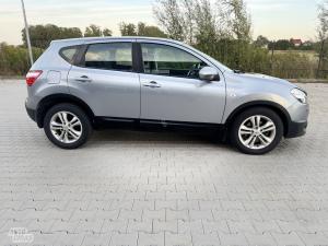 Nissan Qashqai 2012 in Kaunas, with an engine capacity of 1.60 L and mileage of 290 thousand km for 3950 €, photo 10 on AUTOMOTO.COM.LV