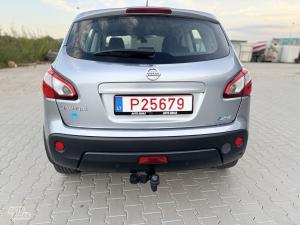 Nissan Qashqai 2012 in Kaunas, with an engine capacity of 1.60 L and mileage of 290 thousand km for 3950 €, photo 11 on AUTOMOTO.COM.LV