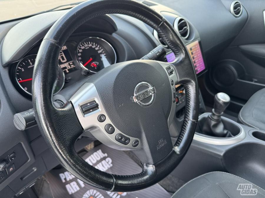 Nissan Qashqai 2012 in Kaunas, with an engine capacity of 1.60 L and mileage of 290 thousand km for 3950 €, photo 19 on AUTOMOTO.COM.LV