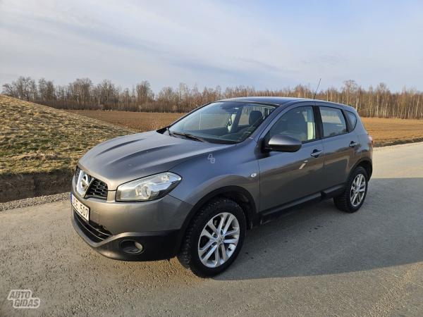 Nissan Qashqai 2013 in Joniskis, with an engine capacity of 1.60 L and mileage of 352 thousand km for 4600 €, photo 9 on AUTOMOTO.COM.LV