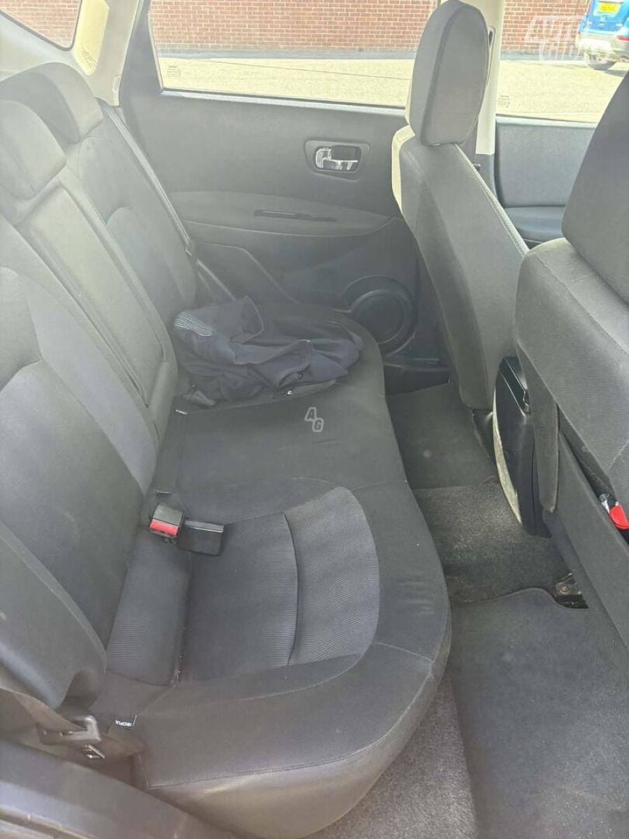Nissan Qashqai 2013 Kazlų Rūda, ar dzinēja tilpumu 1.60 L un nobraukumu 195 tūkst. km par 2550 €, foto 7 vietnē AUTOMOTO.COM.LV